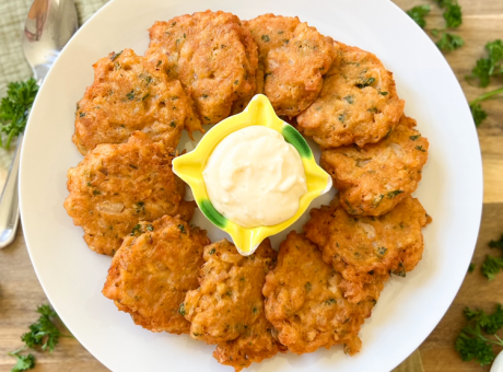 Homemade Roasted Red Bell Pepper Hummus Recipe - Spain on a Fork